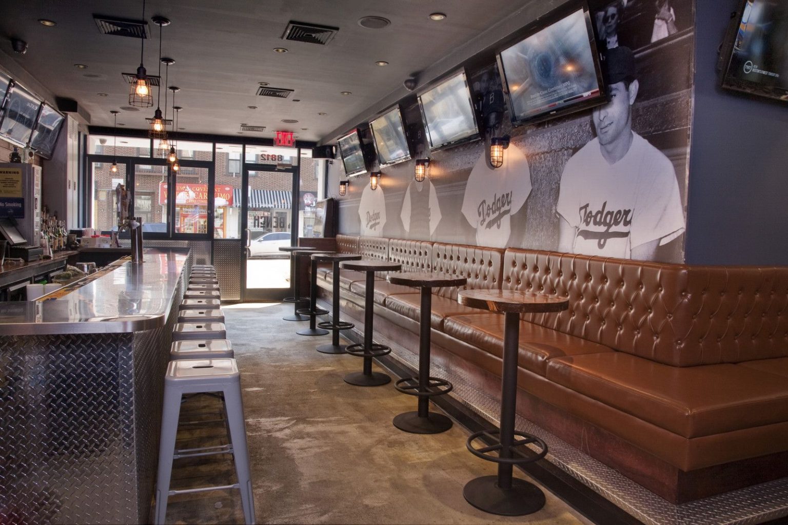Sports Bar Interior Design Tips - Bare Foots World