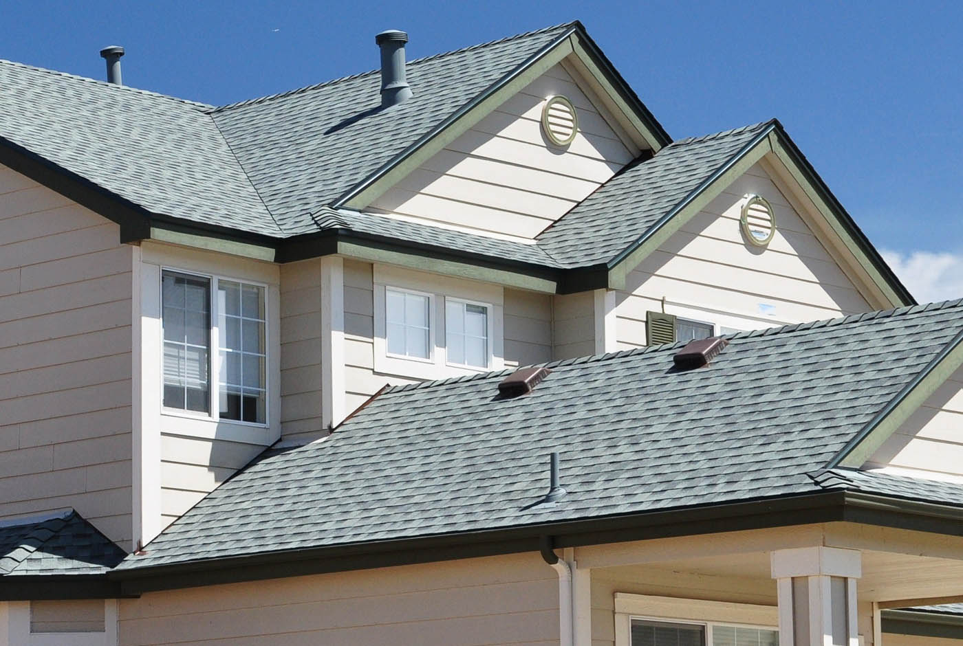 Monarchy Roofing: Combining Tradition and Innovation in Roofing ...